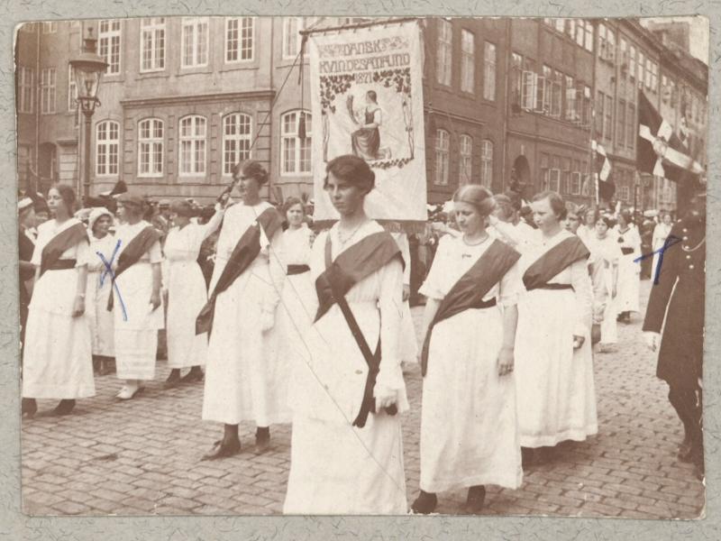 When Did Women Gain the Right to Vote in Denmark? / Hvornår fik kvinder ...
